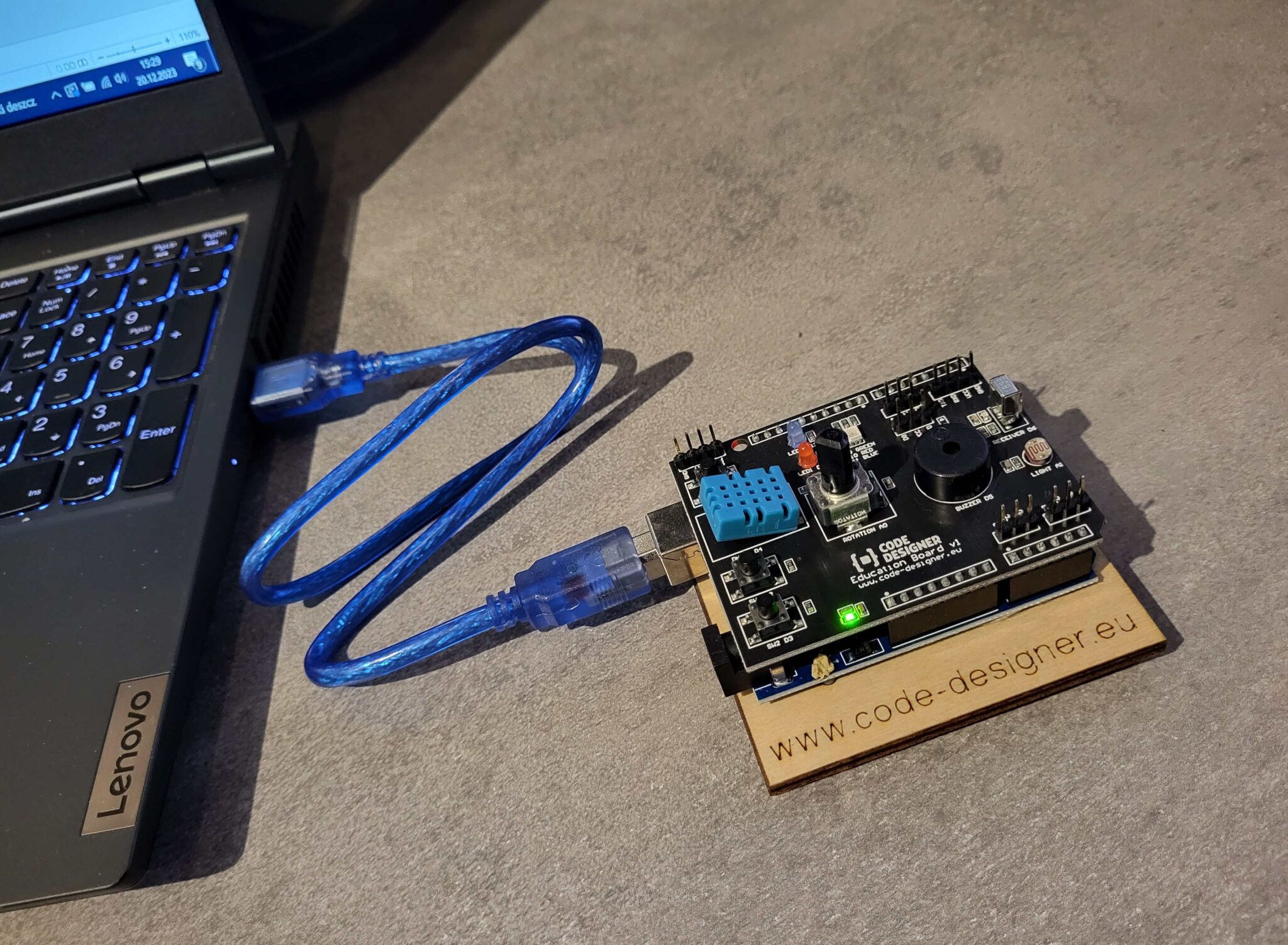 Świąteczne projekty z Arduino i Code Designer. - Code Designer